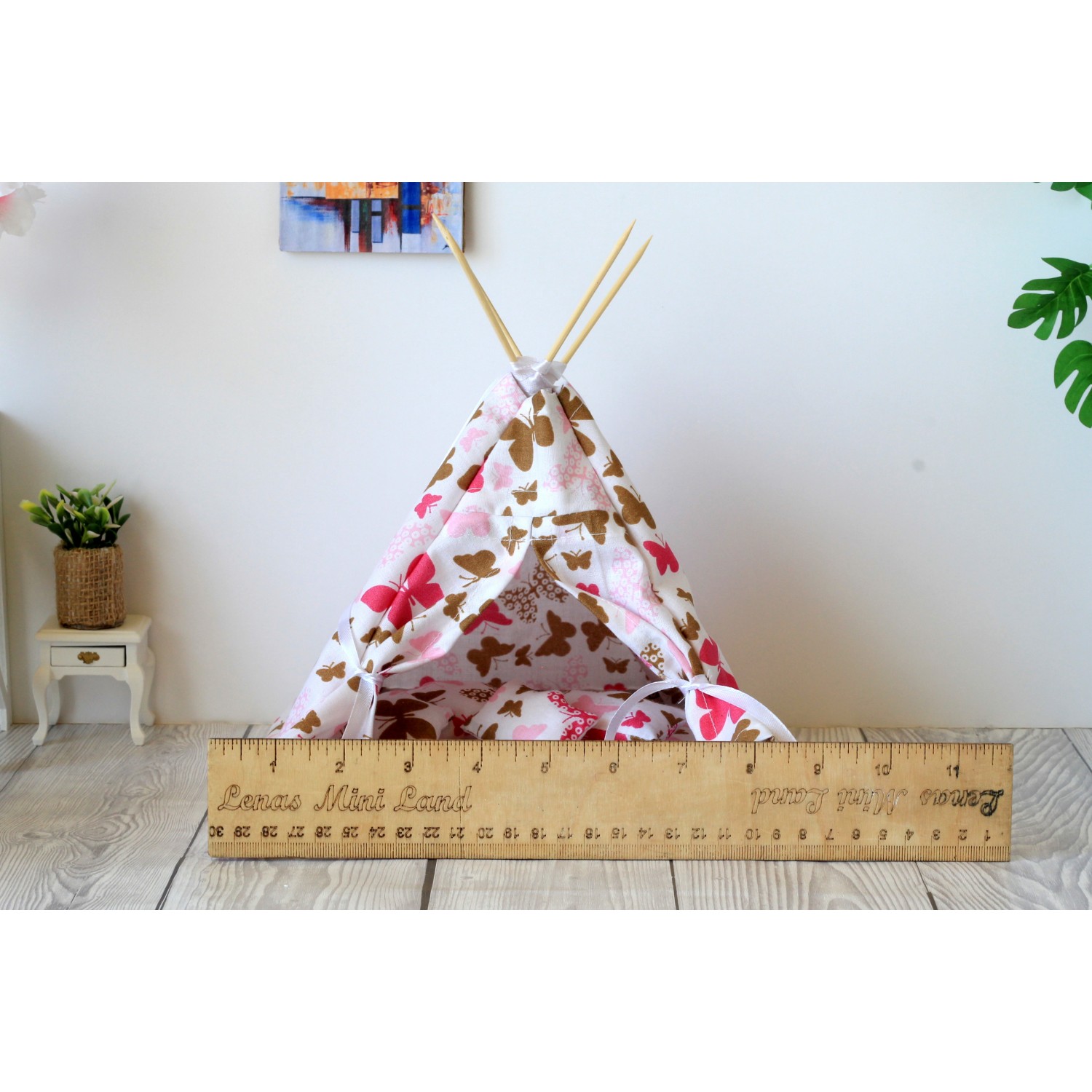 Miniature teepee tent. Tiny play-tent with mat pad pillows. 1:12 play scale