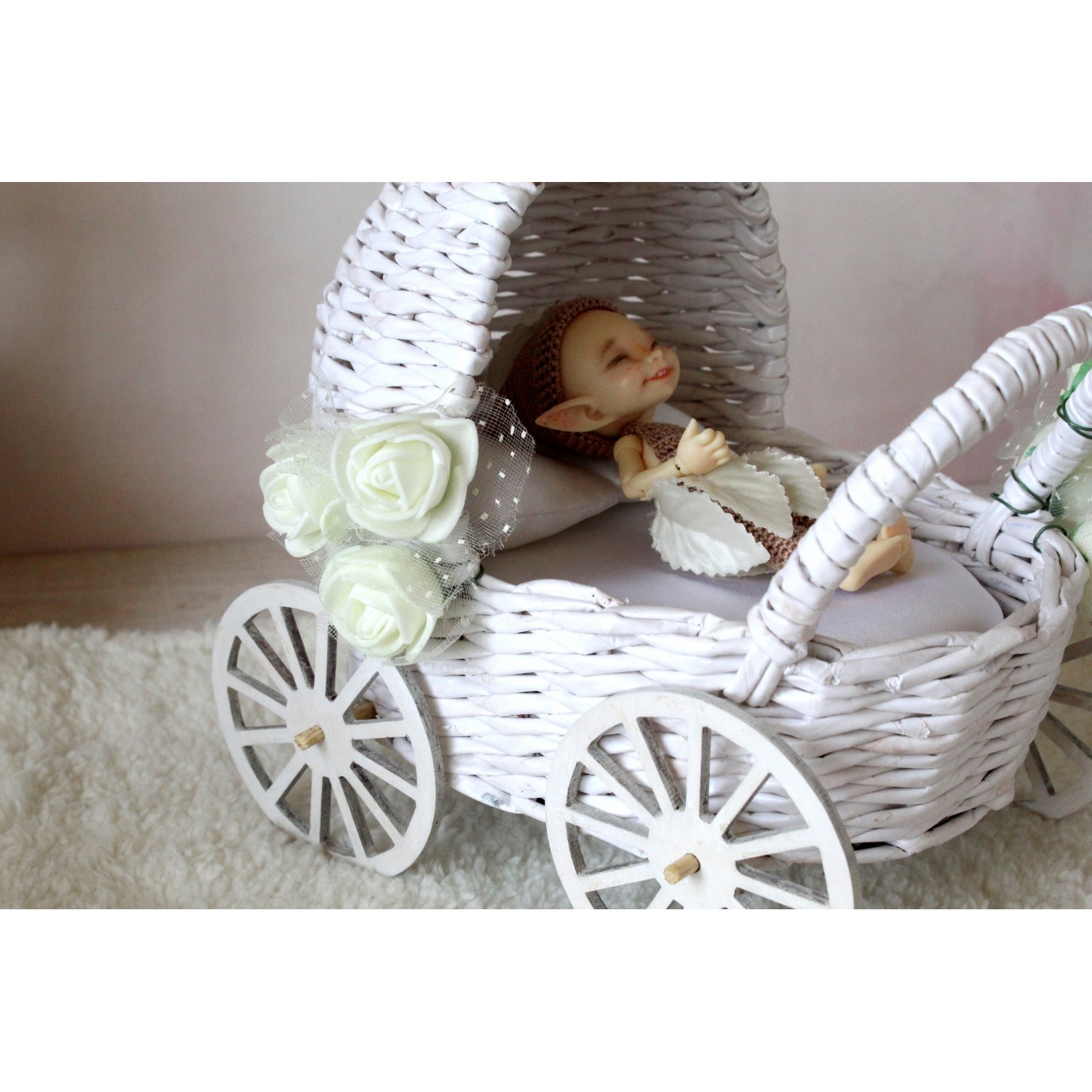 Miniature carriage, wicker dollhouse pram. White Cottage chick style